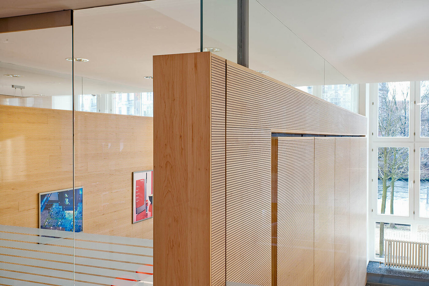 AVM Computer Systems, Berlin - Topakustik